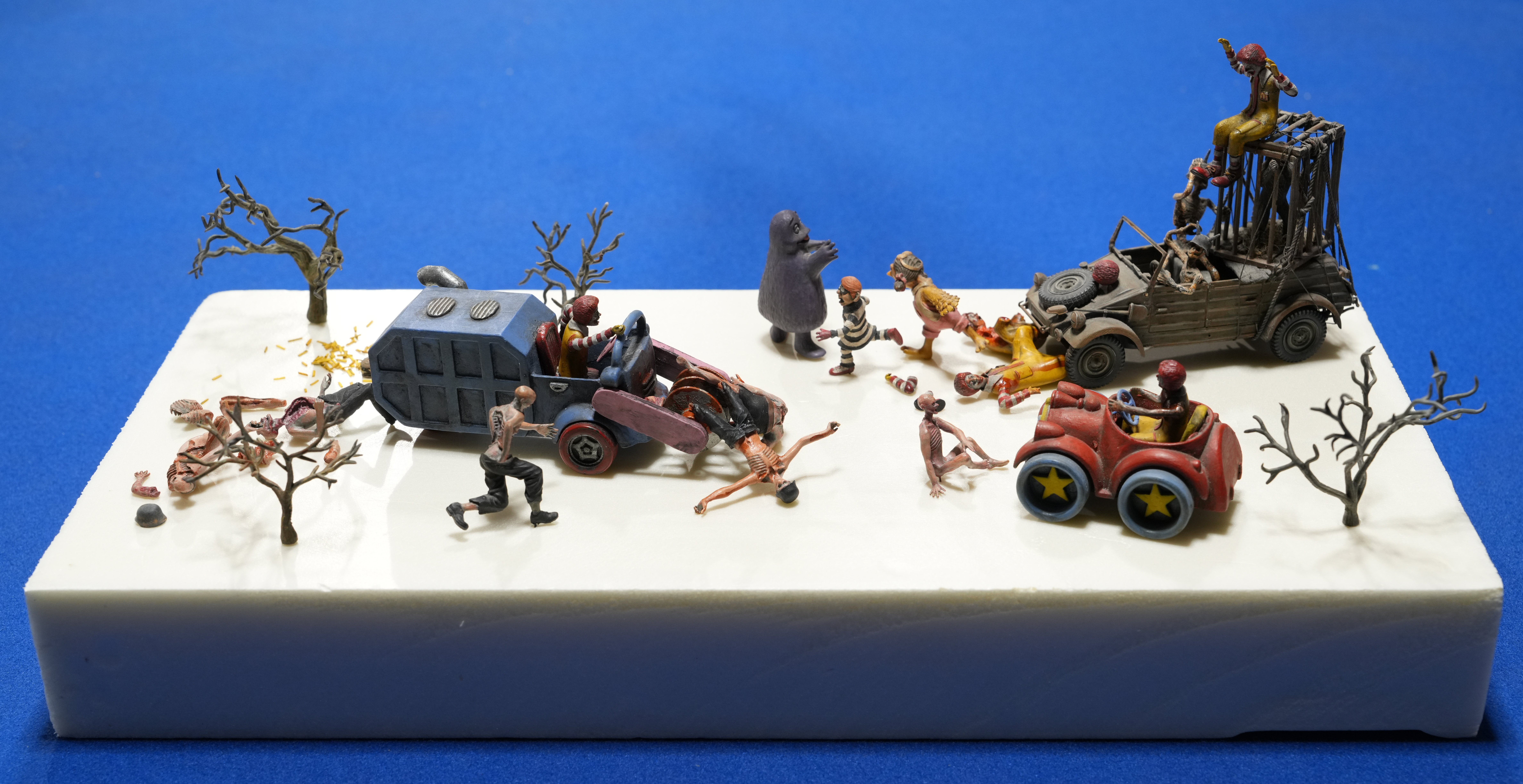 Hell Souvenir - Alle Gegen Alle by Jake and Dinos Chapman, 2022 ...